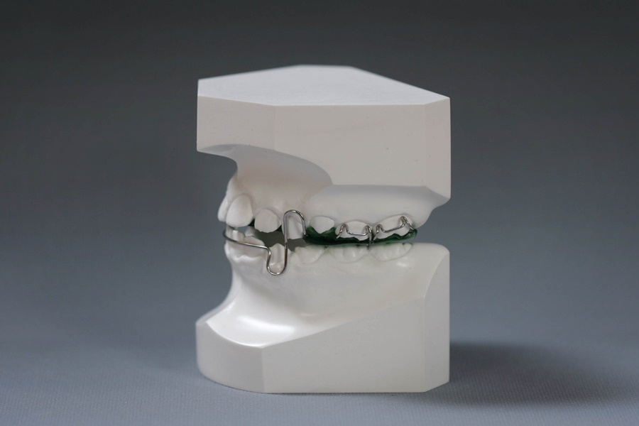 17)Upper Schwarz with Inverted Labial Bow3 – STAALAB